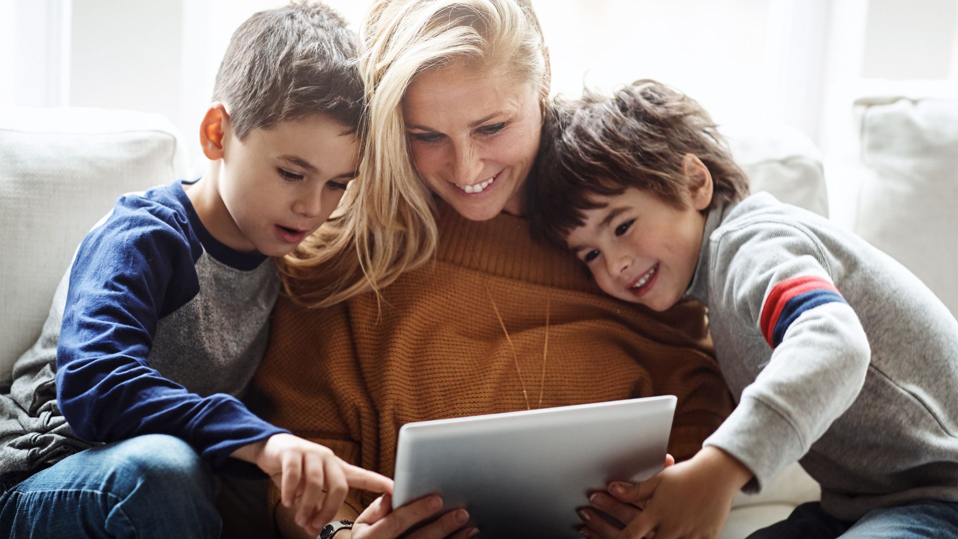 Mash&Co | 7 Education Benefits of Video Games